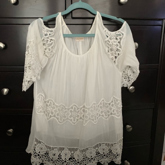 Lula Soul | Tops | Cold Shoulder White Cotton And Lace Tunic | Poshmark